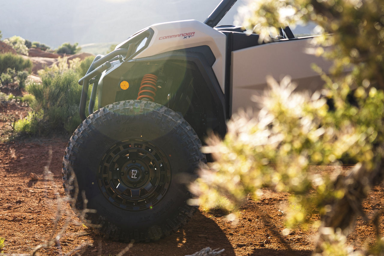 2021 CanAm Commander - Black Rhino UTV CHAMBER UTV - Black | Wheel Pros